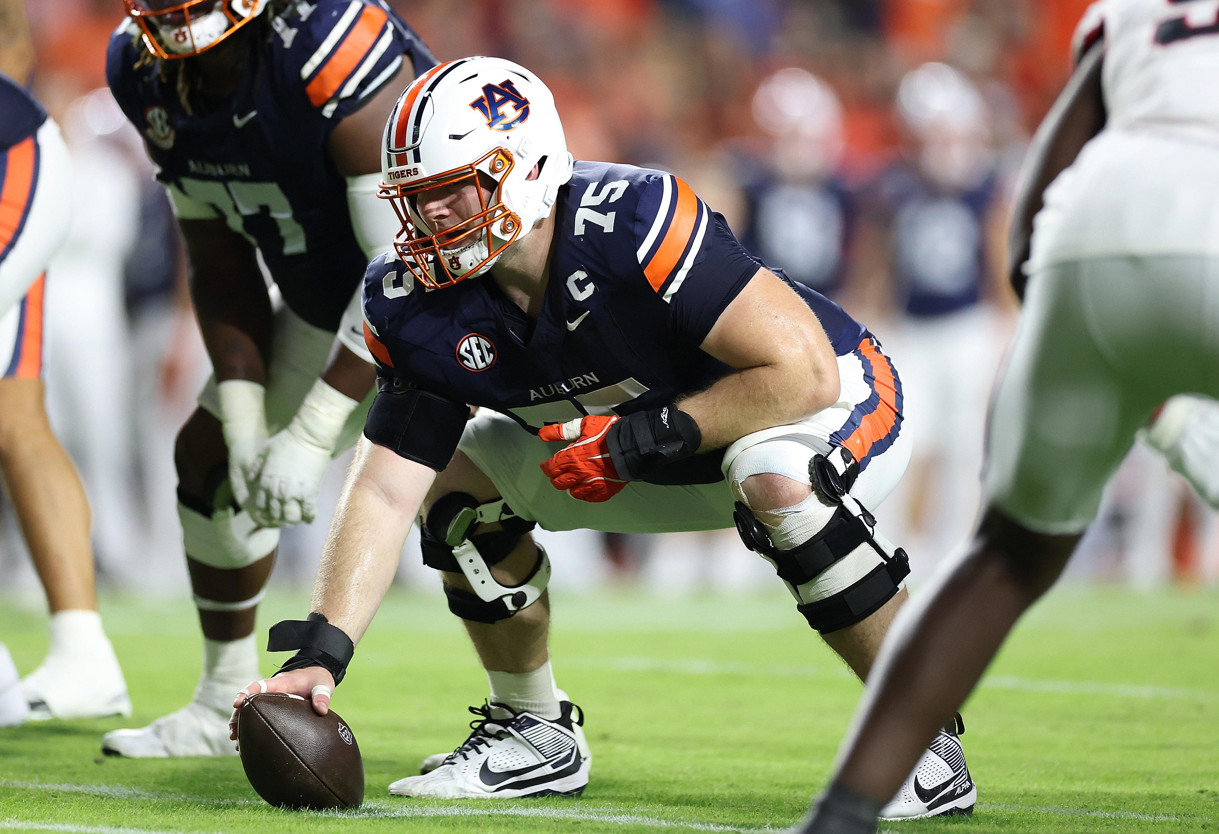 Auburn center Connor Lew declares for the NFL draft