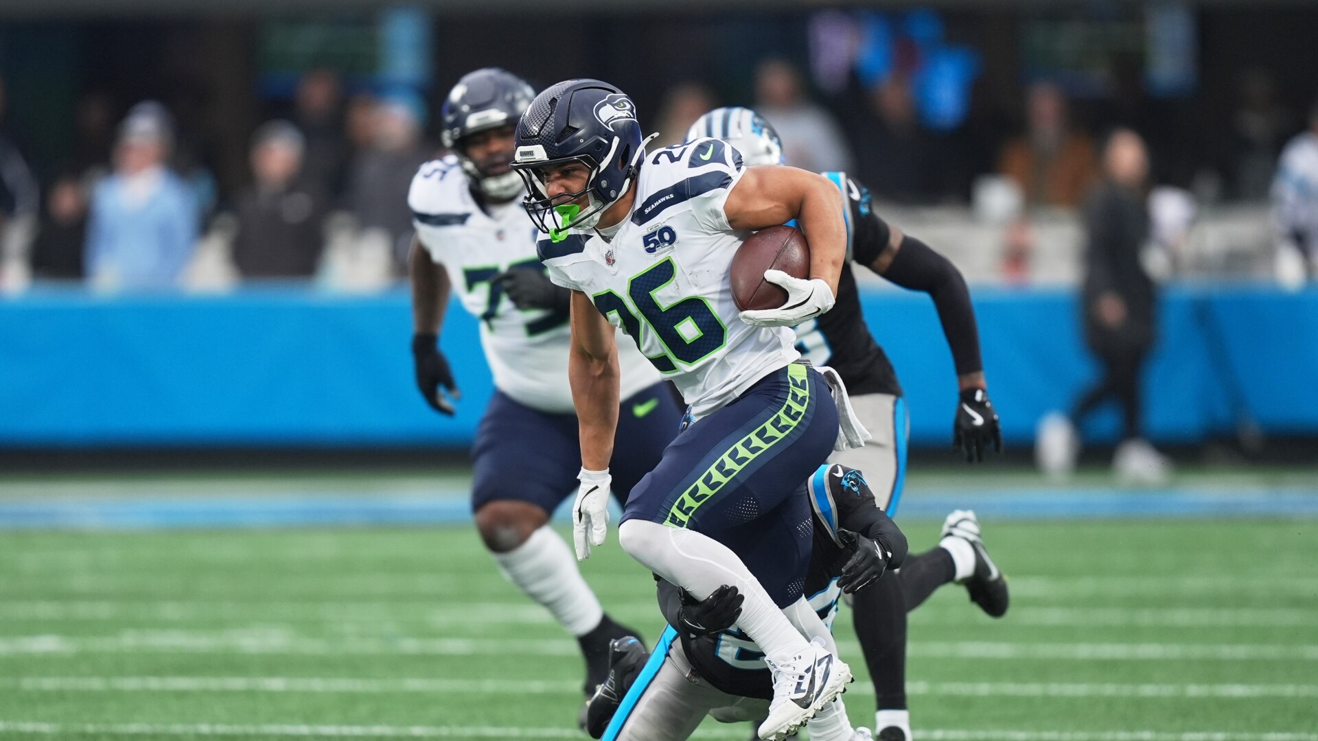 Seahawks take 10-3 lead on Zach Charbonnet's TD run