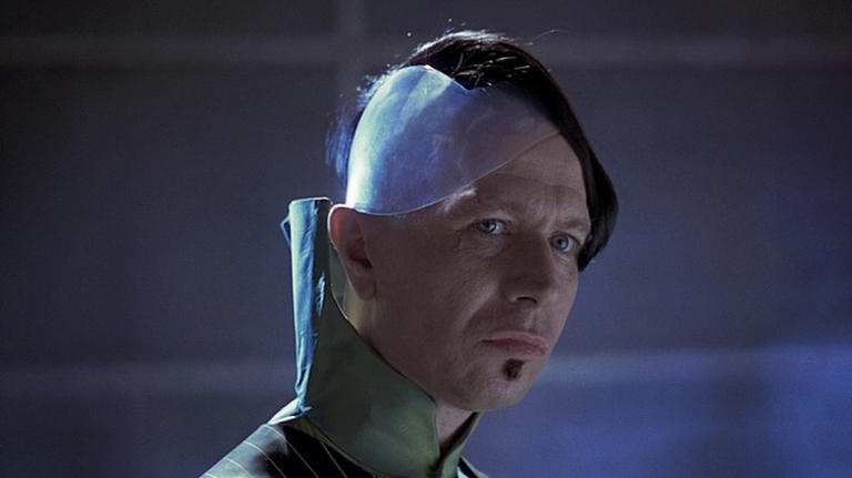How Gary Oldman really feels about The Fifth Element