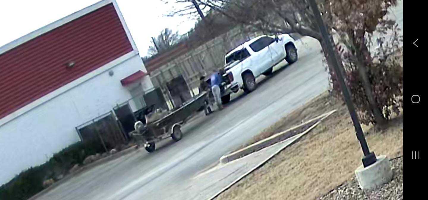 Oklahoma game wardens hunting for suspects accused of dumping duck ...