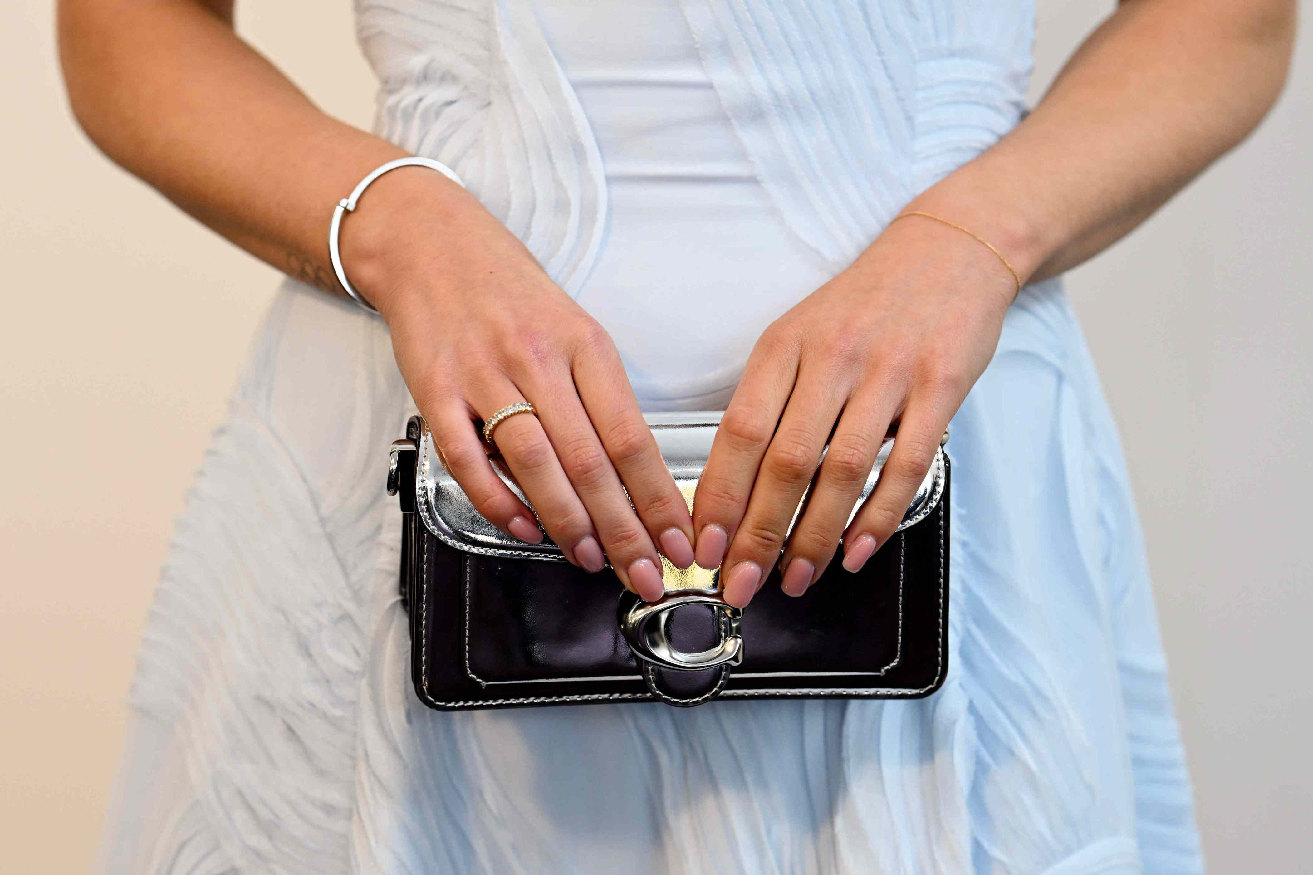 9 nail colors everyone will be wearing in 2026, from mauve to "Milky ...