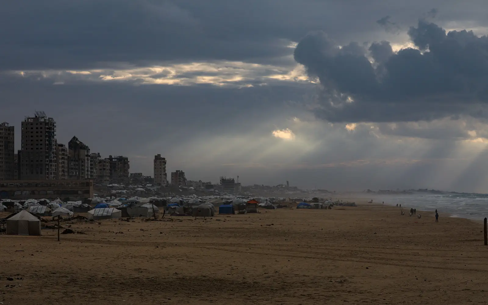 Gaza requires 200,000 prefabricated housing units to meet humanitarian ...