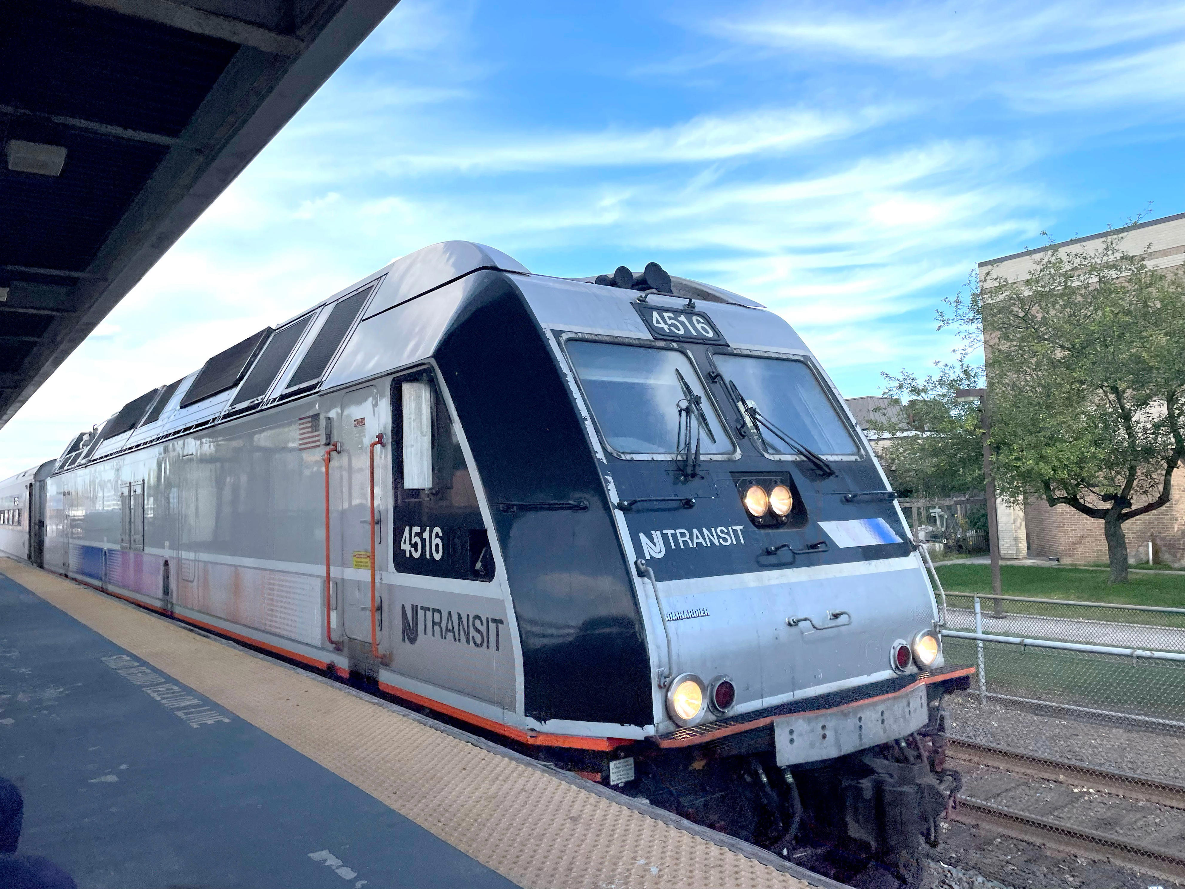 Belmar Shark River train bridge stuck open, NJ Transit trains delayed
