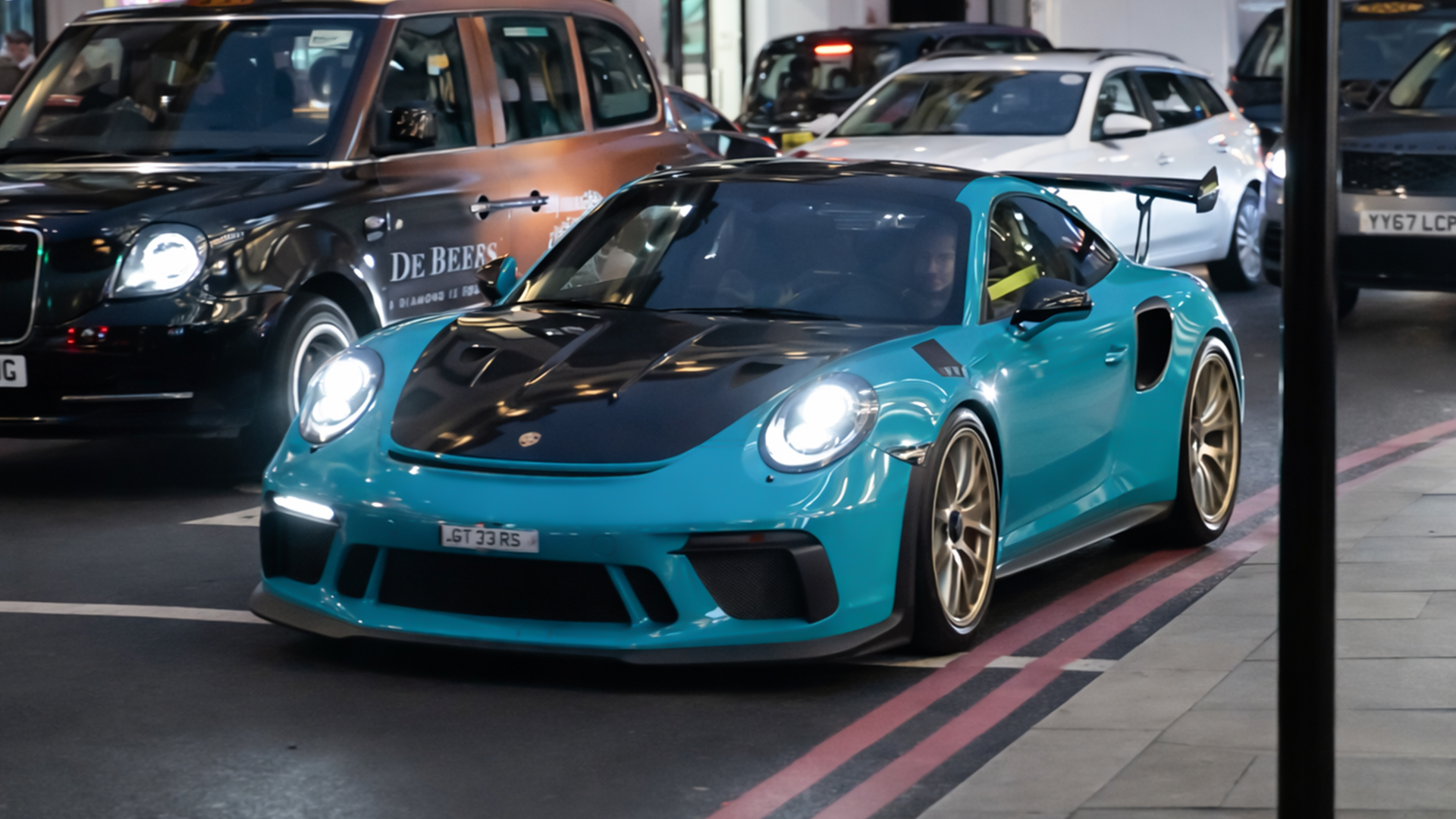 Millionaire driving a Porsche 911 GT3 RS in London