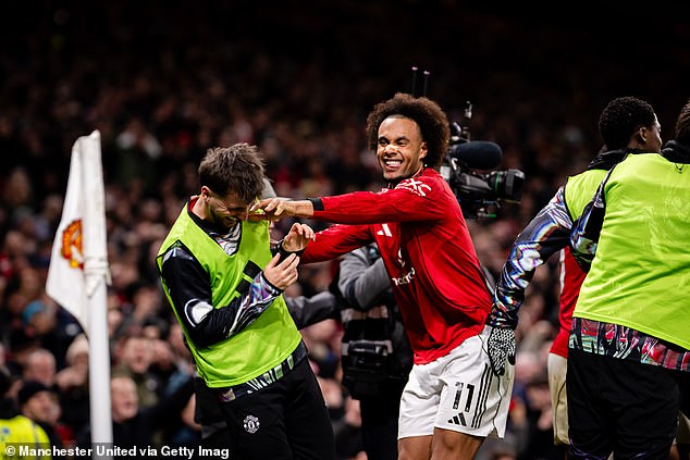 Man United star 'says yes' to January exit - despite Ruben Amorim ...