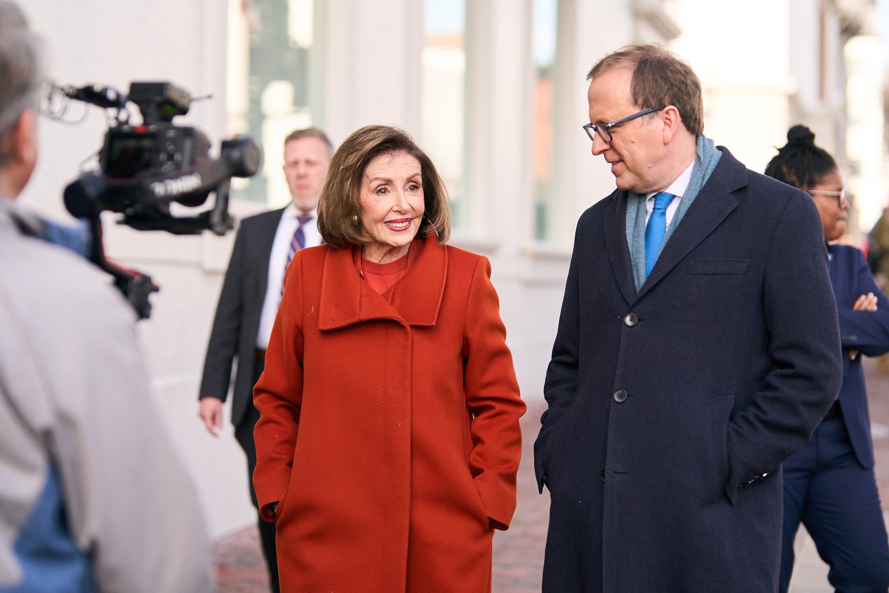 Pelosi predicts Dems win House gavel back in ’26, reflects on career ...