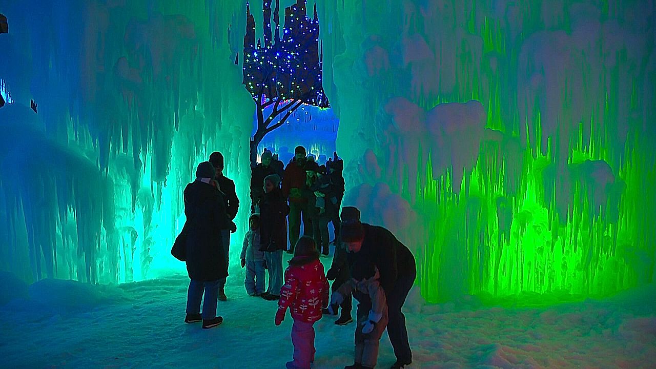 Visitors flock to Minnesota State Fairgrounds to see massive ice castles