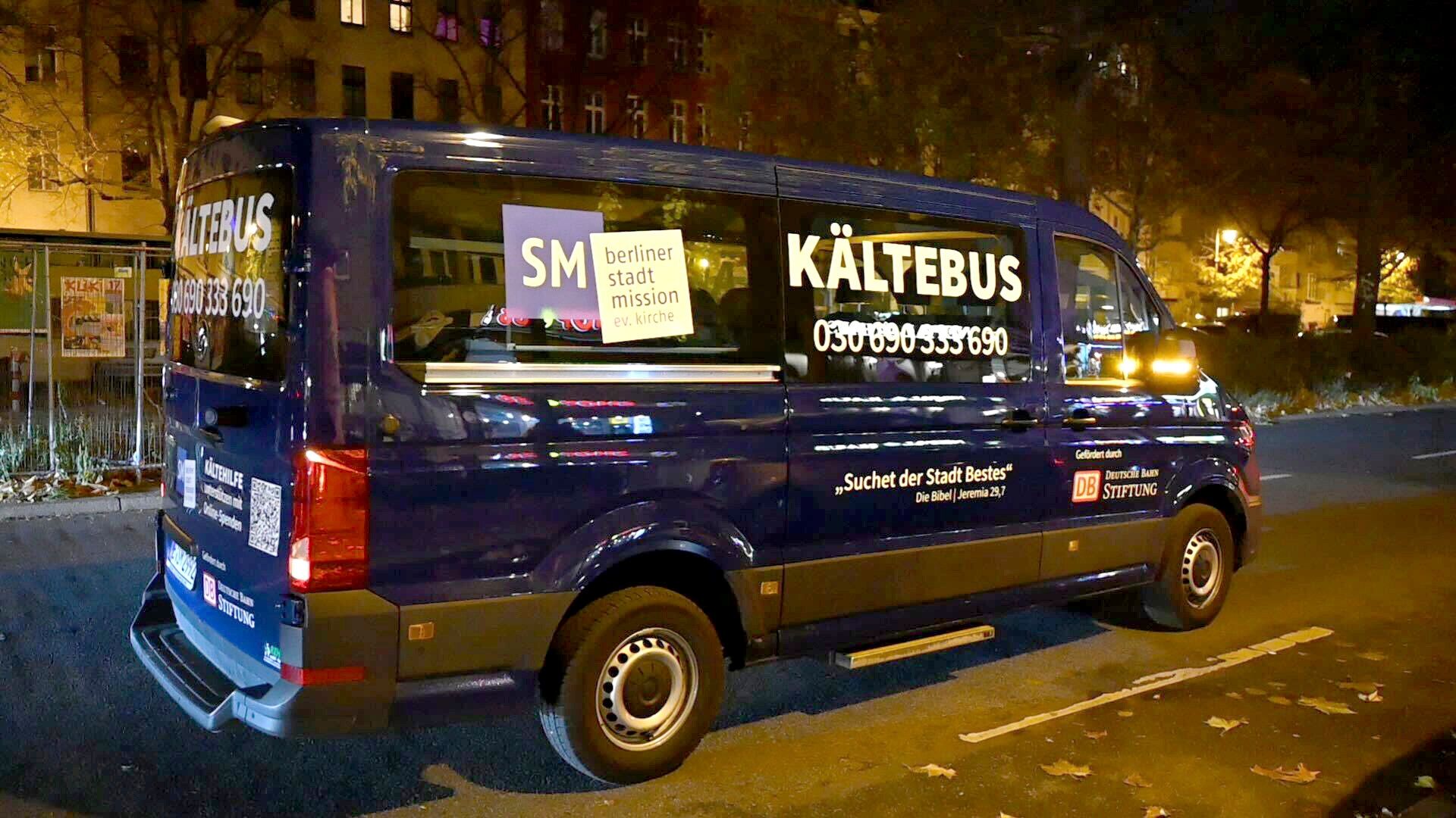Berlin: Unbekannter zündet Kältebus für Hilfsbedürftige an