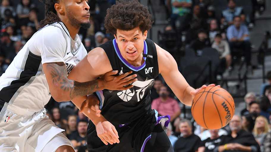 Gator legend Walter Clayton Jr. explodes as Jazz stun Spurs