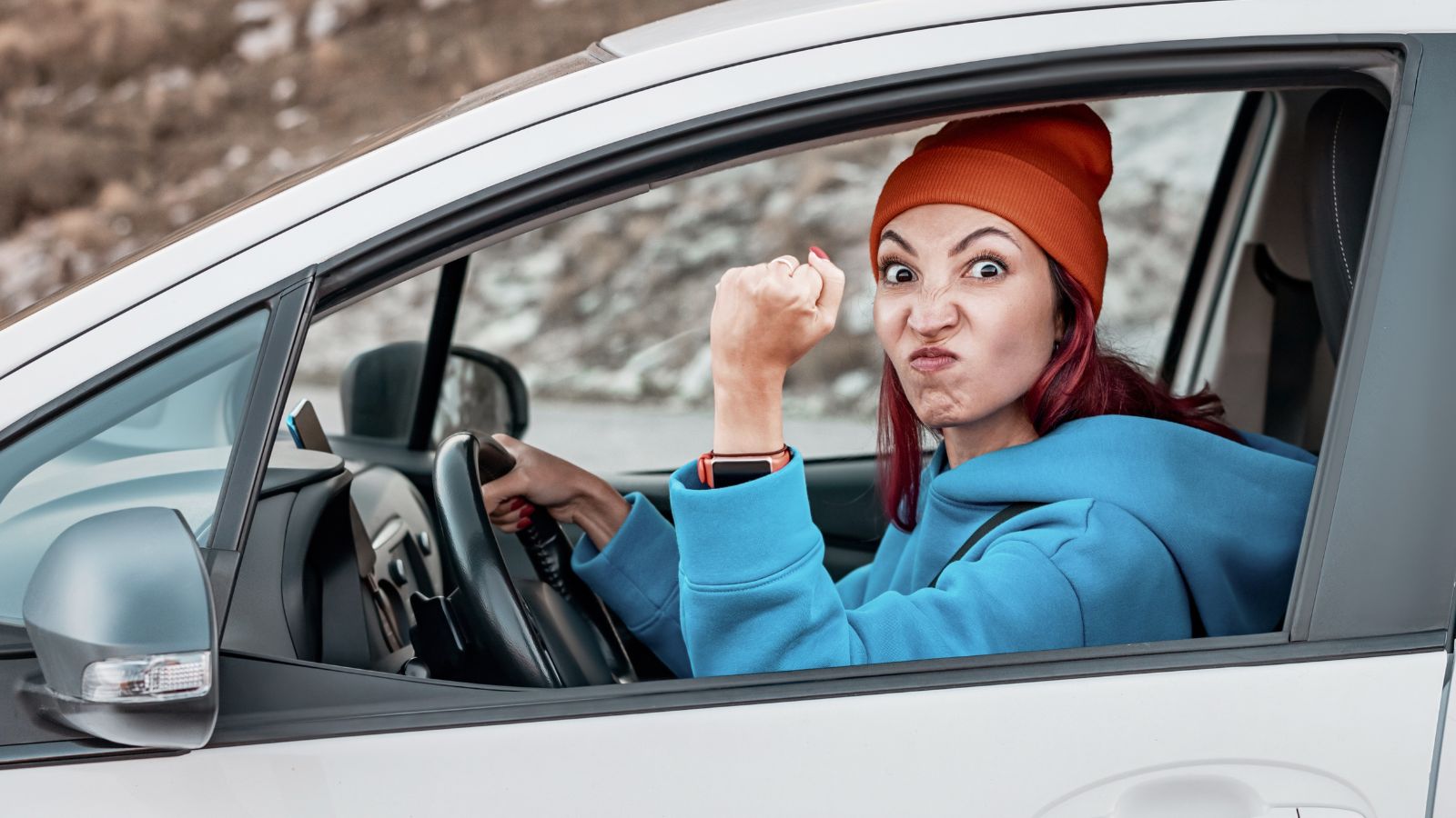The 8 defensive driving moves that keep you alive on the highway