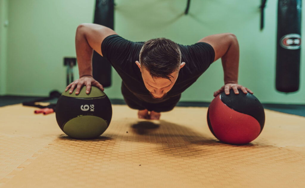 Bodyweight training vs heavy lifting: Which workout type benefits your ...