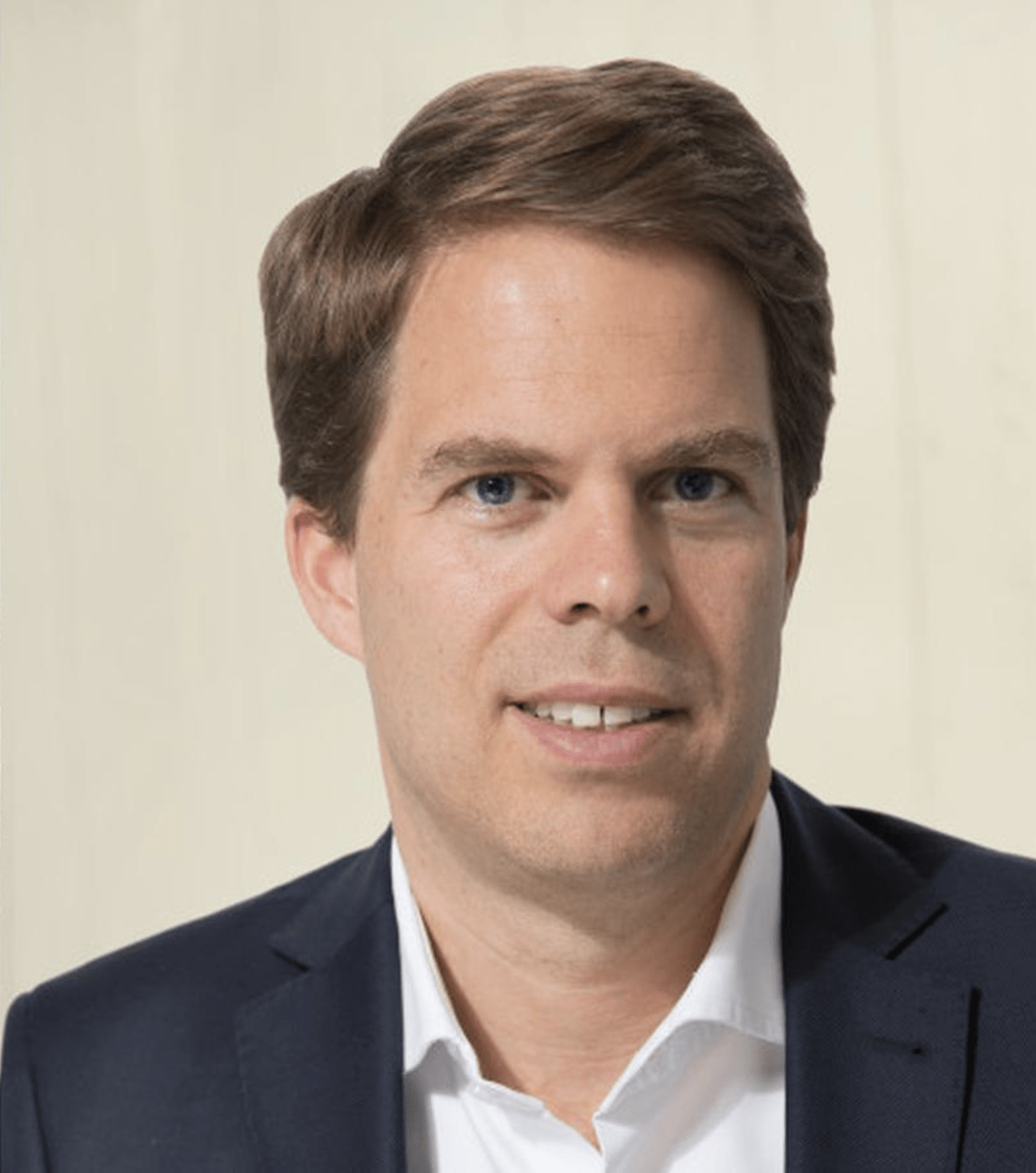 4 photos of Patrick Treuer: Louis Dreyfus CFO dies 'unexpectedly ...