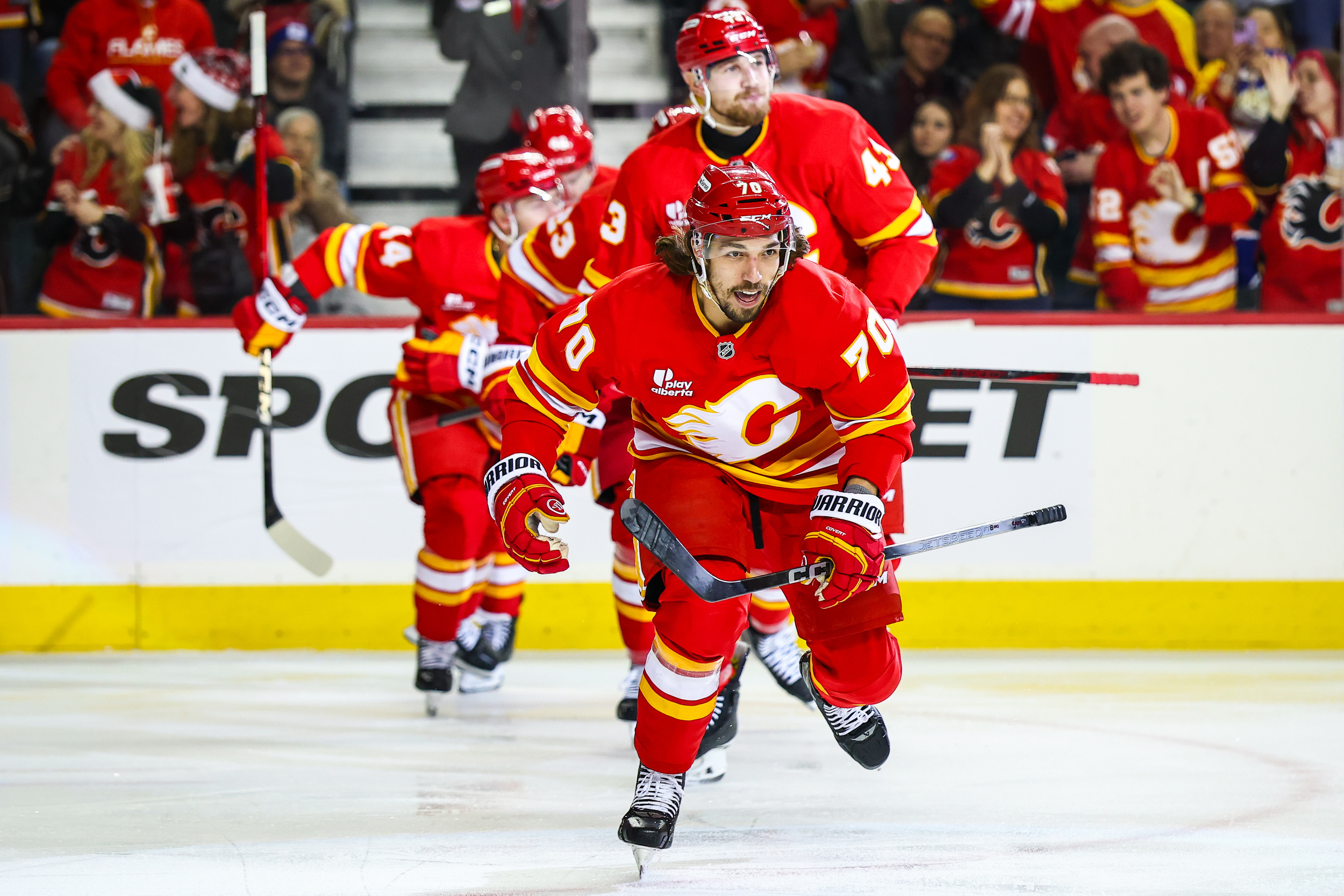 Ryan Lomberg rubs in win over Oilers after latest Battle of Alberta