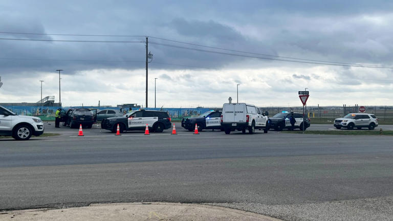 APD: Hwy 183 near Austin airport closed for fatal crash investigation