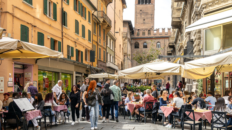 The Italian dining tradition that could inspire a backyard change