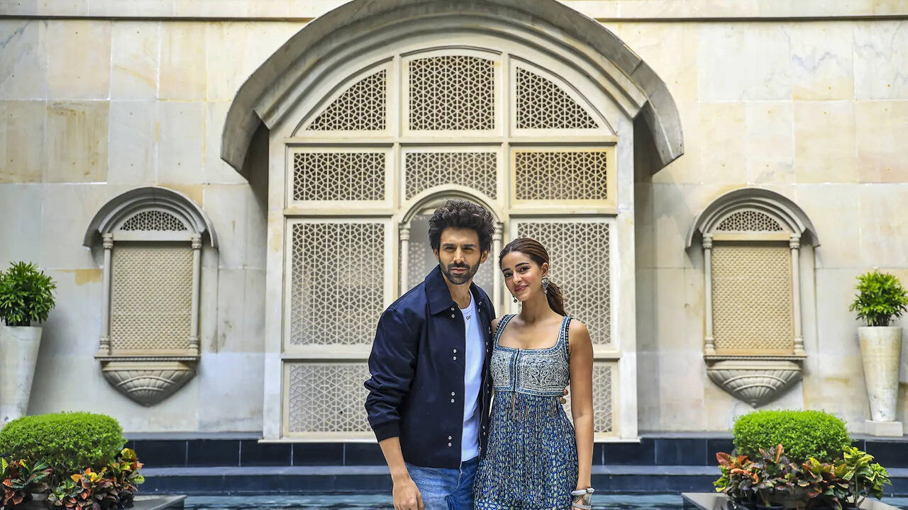 Tu Meri Main Tera Main Tera Tu Meri box office collection day 4: Kartik ...