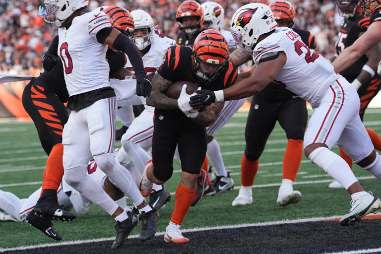 Ja'Marr Chase has two TD catches as Bengals breeze past Cardinals 37-14