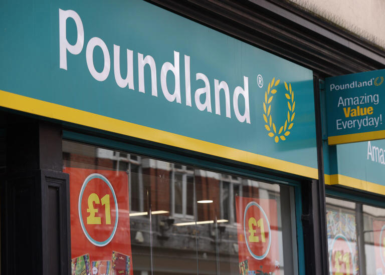 Which high street brands closed stores in 2025?