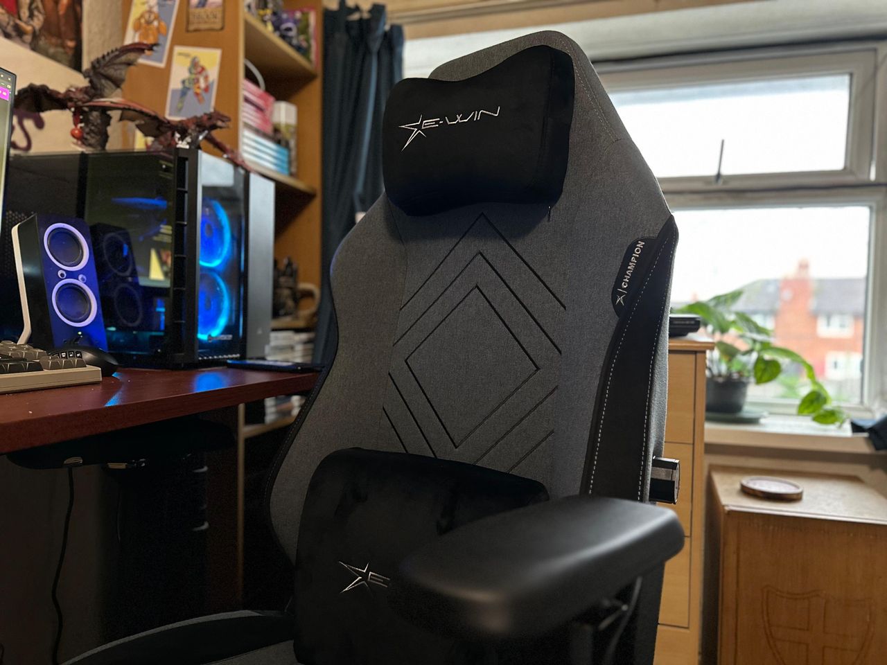 E-WIN's champion upgraded gaming chair: Too stiff and pricey to recommend