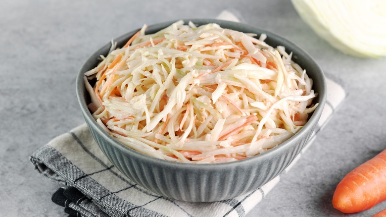7 fast food chains with the worst coleslaw and 6 with the tastiest