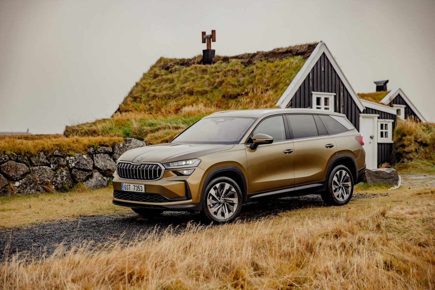 Road trip en Islande : quand le Skoda Kodiaq 4x4 affronte l’île de feu ...