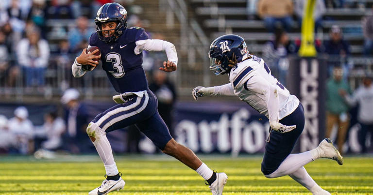 UConn football QB Nick Evers to enter transfer portal