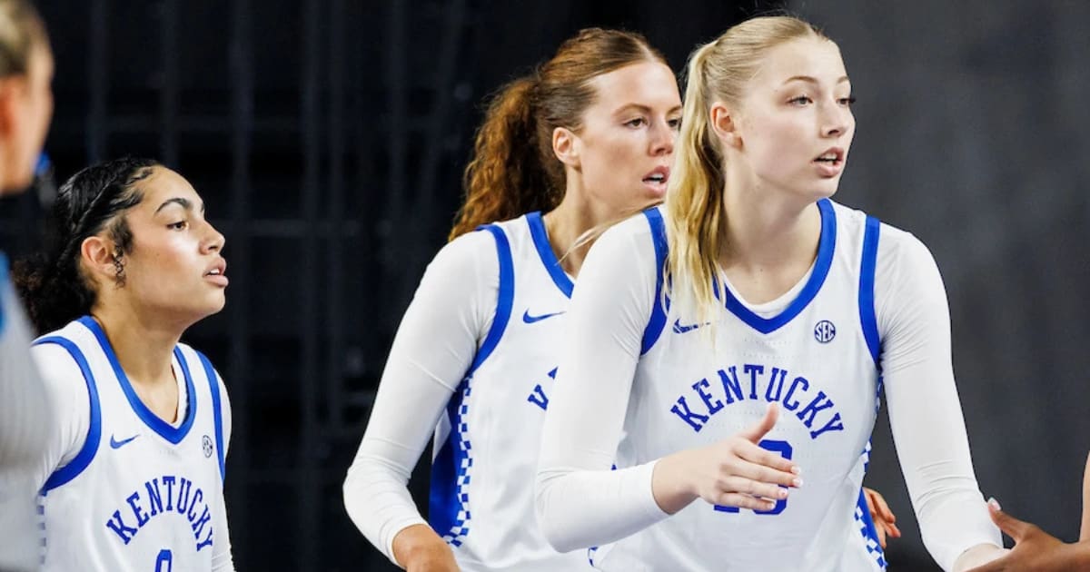 Kentucky cruises into SEC play with 80-42 win over Hofstra