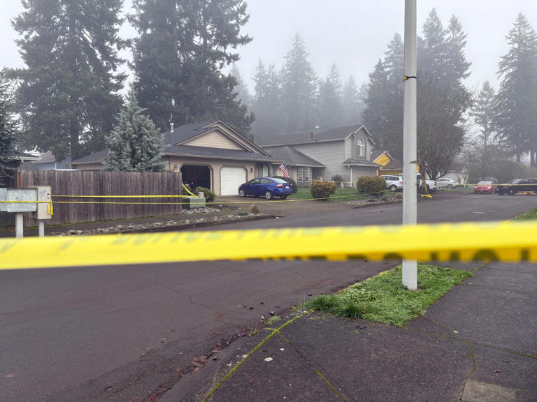 Man shot, killed by officers in Vancouver; police say he pointed gun at ...