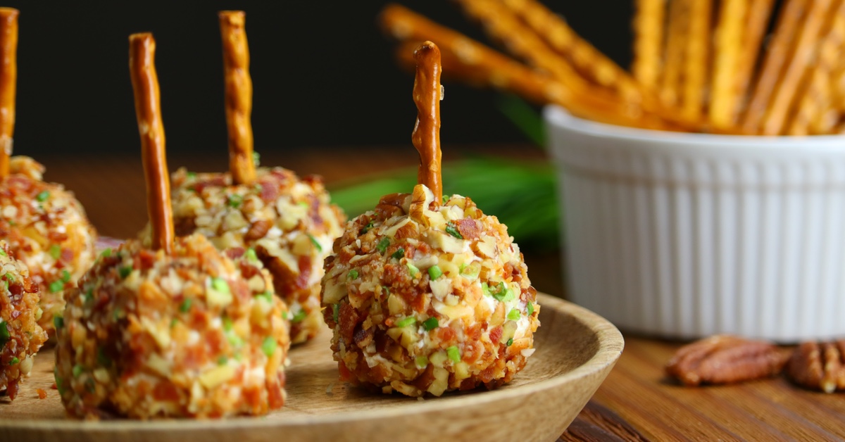 Bite-sized cheese balls: The perfect party snack