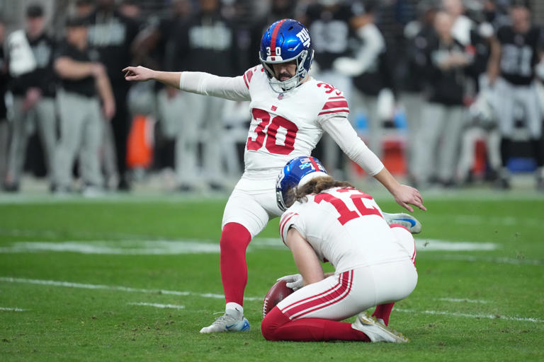 New York Giants' Ben Sauls struggles following Jason Sanders release