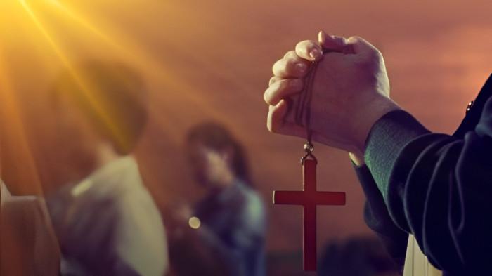 Doa Tahun Baru 2026 Kristen: Memulai tahun dengan iman, harapan, dan syukur