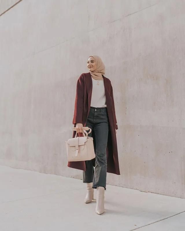 16 warna jilbab untuk baju warna maroon, elegan dan classy