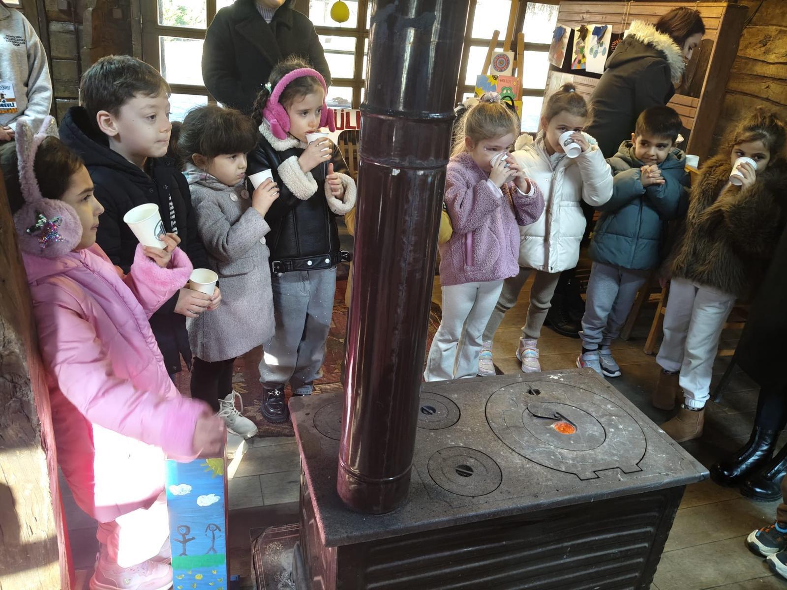 Köy hayatını dokun, dene, yaşa, öğren