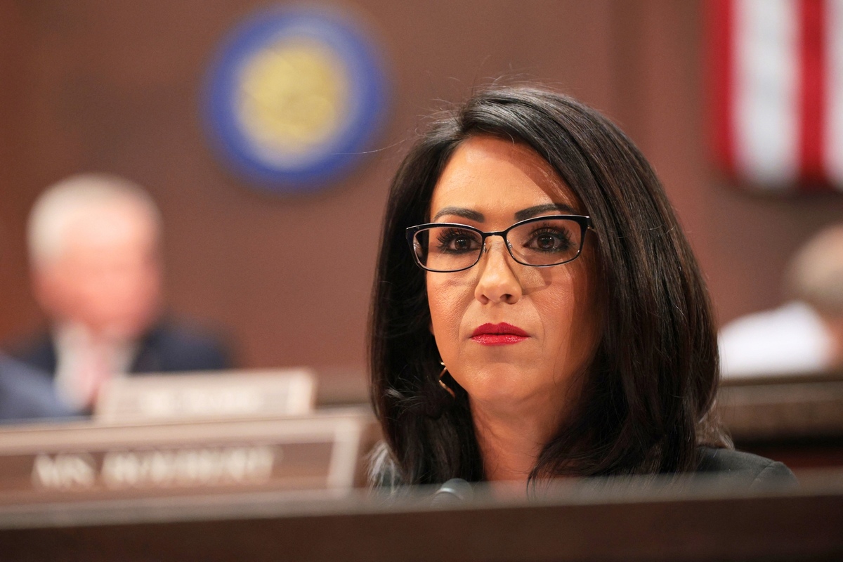 Lauren Boebert doubles down on "pimp cane" slur against Al Green in ...