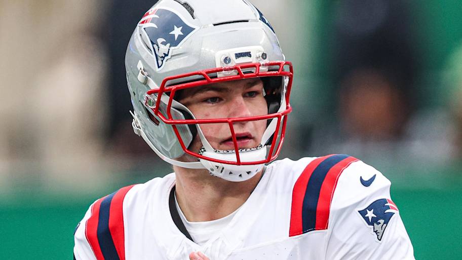 Drake Maye’s wife Ann Michael crushes winter game-day fit as Patriots ...