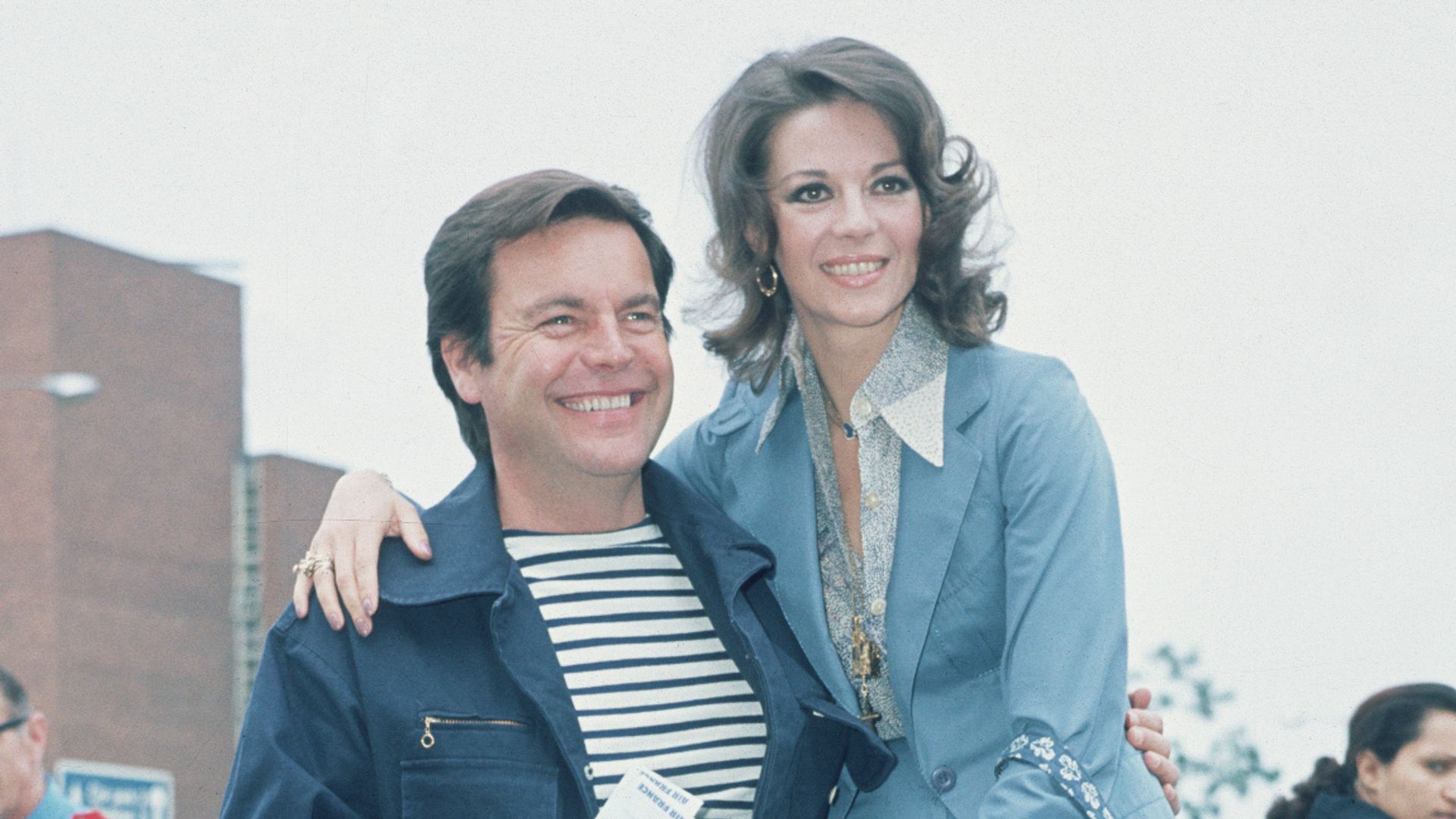 Hart to Hart actor Robert Wagner shares rare photo of late wife Natalie ...