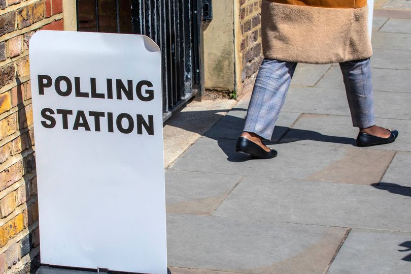 Rugby council Labour votes to scrap 2026 elections despite opposition