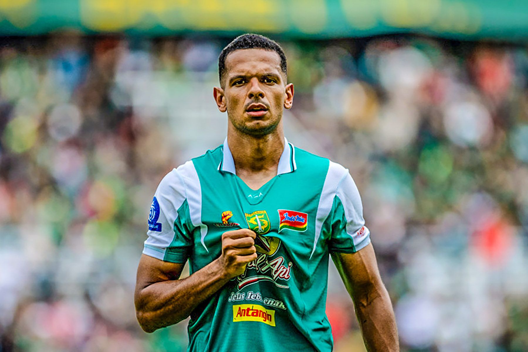 5 bek tengah ini jadi andalan Bernardo Tavares! Kadek Raditya ...