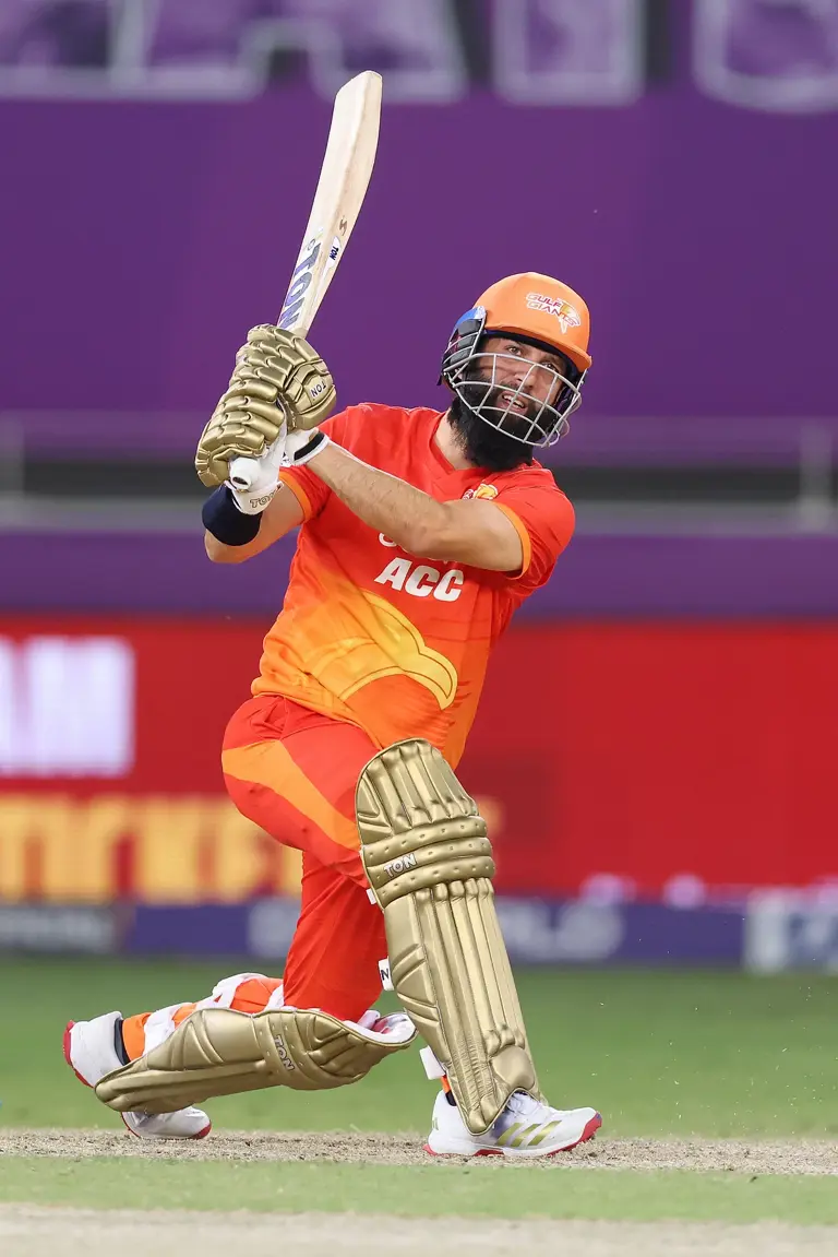 Abu Dhabi Knight Riders seal playoff spot with 32-run win over Gulf Giants