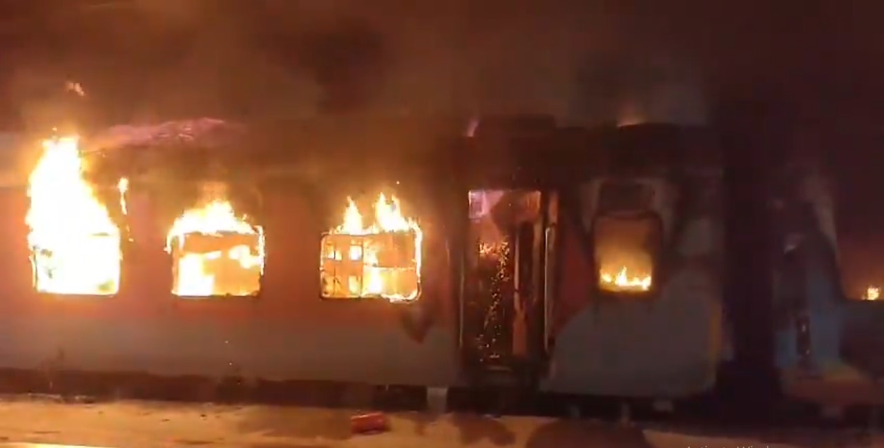 One killed after 2 train coaches catch fire in Andhra Pradesh's Anakapalli