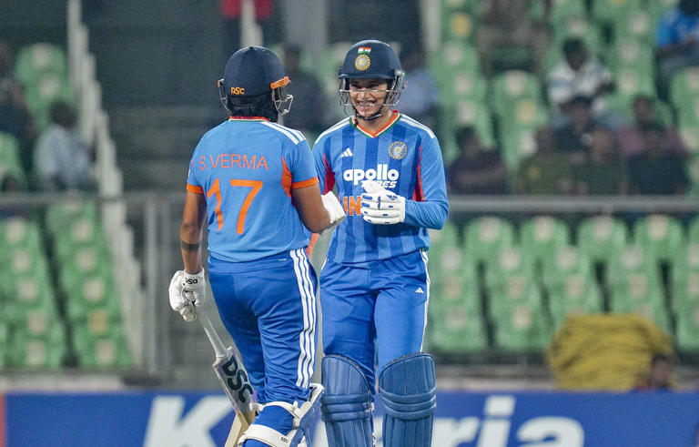 Smriti always tells me to stay calm on field: Shafali Verma
