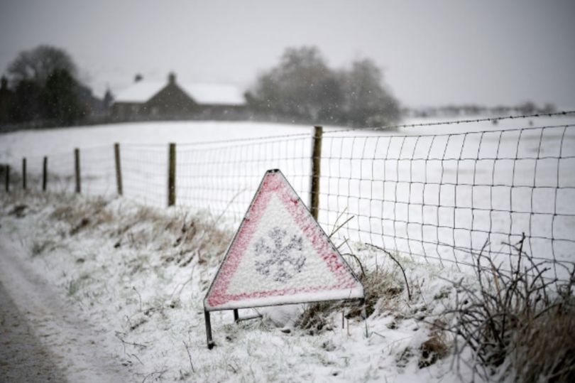 All the UK areas to be hit by another snow bomb as Met Office issues ...