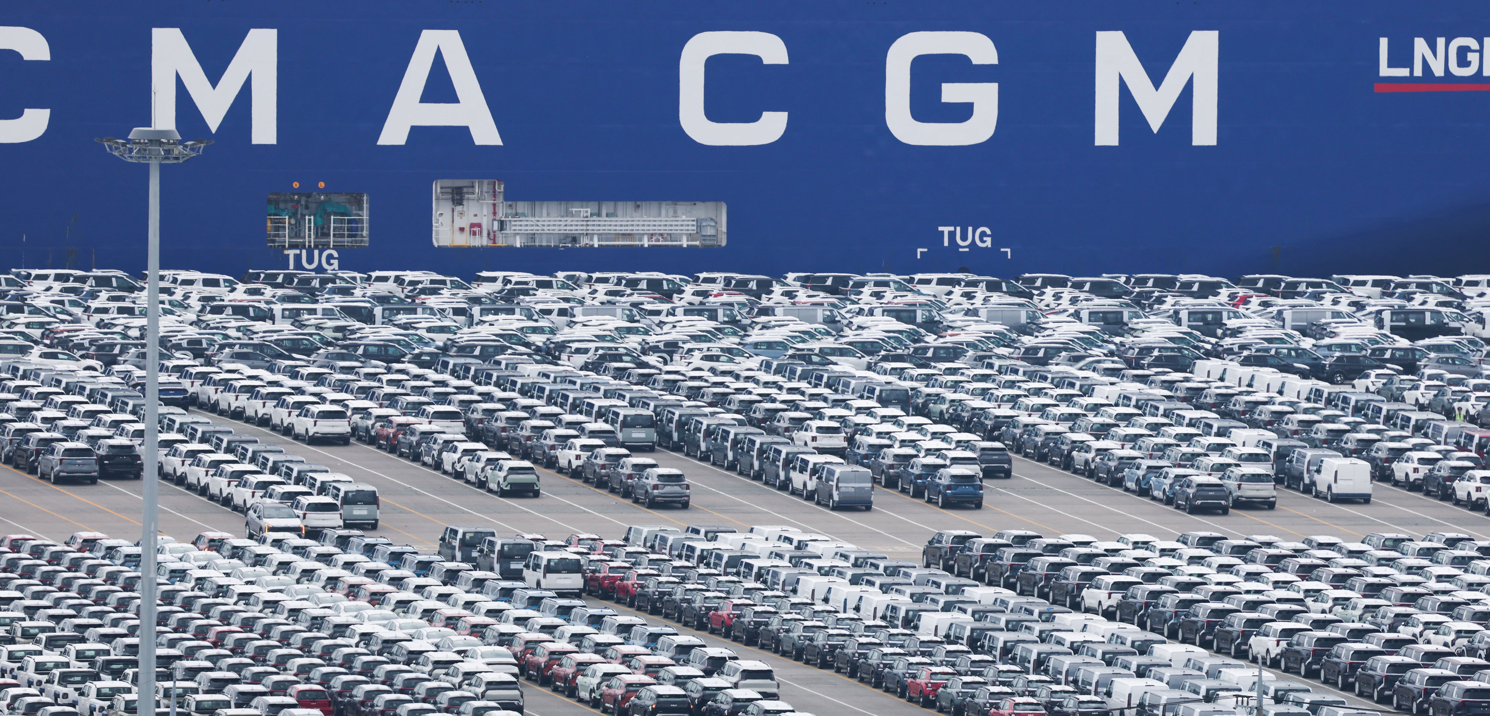 한국 수출 새 역사 썼다... 세계 6번째 7000억달러 달성