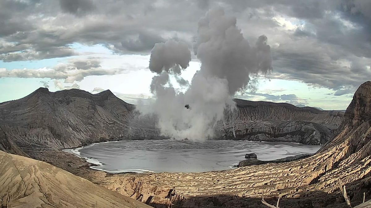 Minor eruption, quakes break Taal Volcano’s weekend calm