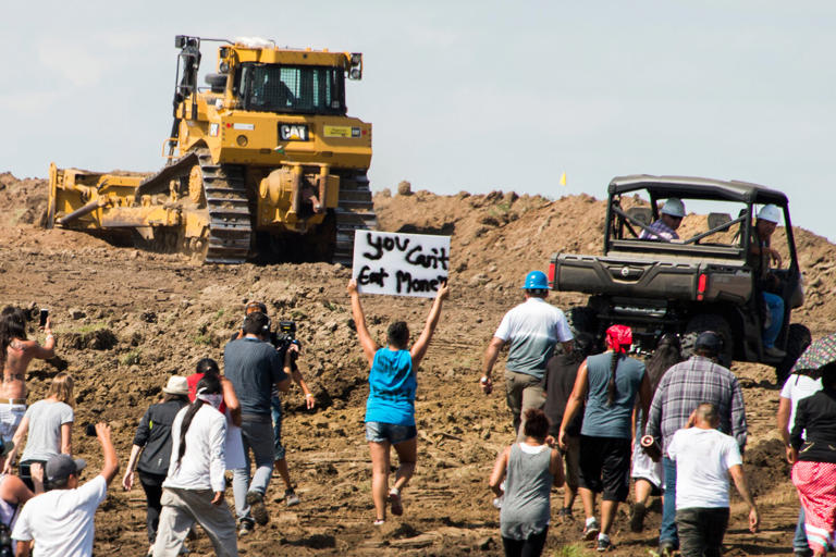 Greenpeace ordered to pay a fortune over Dakota Access pipeline ...