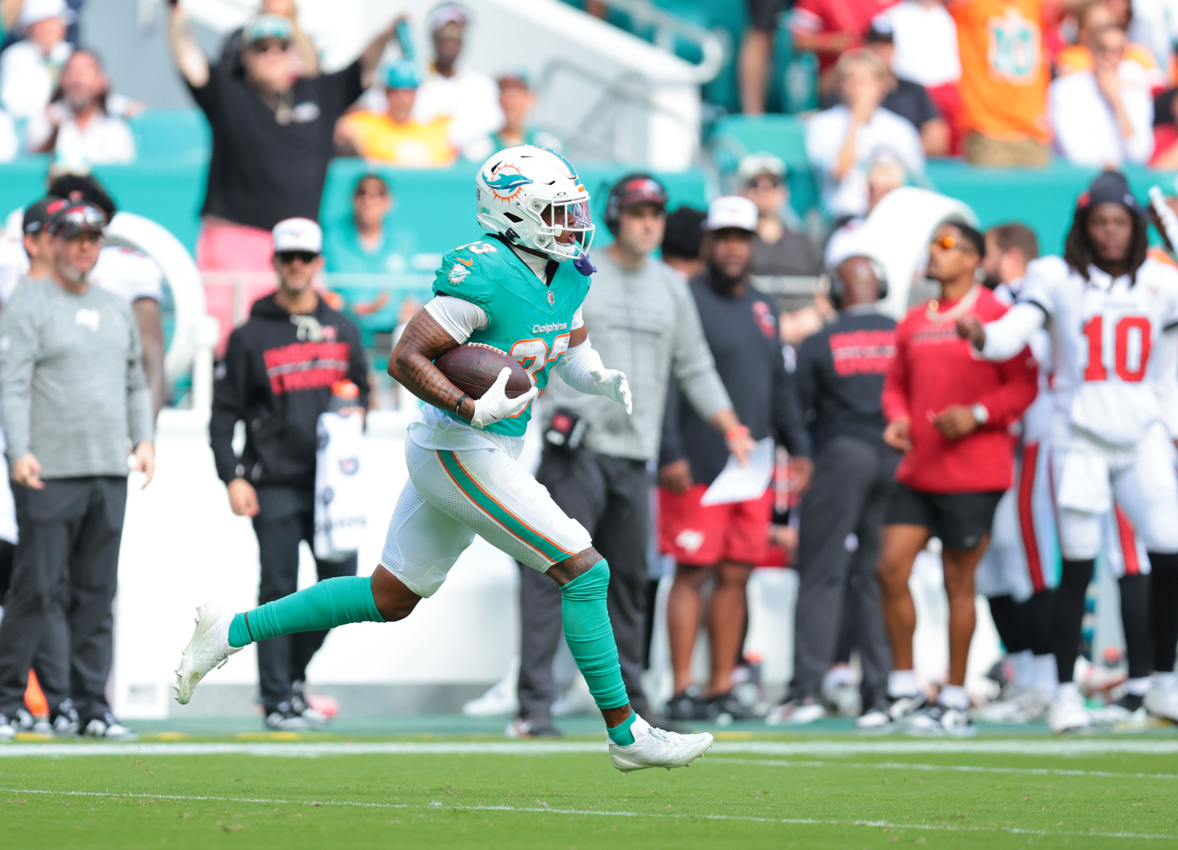 Buccaneers vs. Dolphins final score, reactions: Rookies, turnovers lead ...