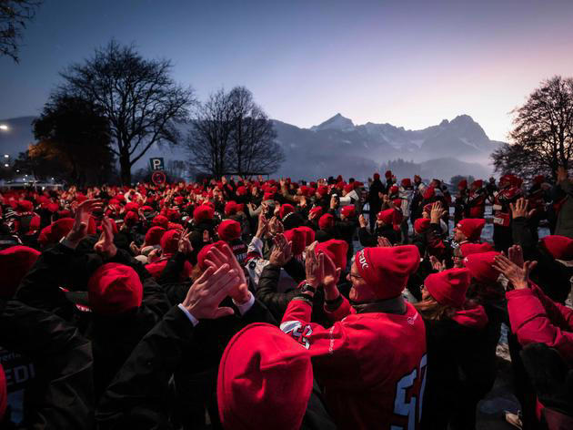 Krimi zwischen Riessersee und Memmingen vor Rekordkulisse