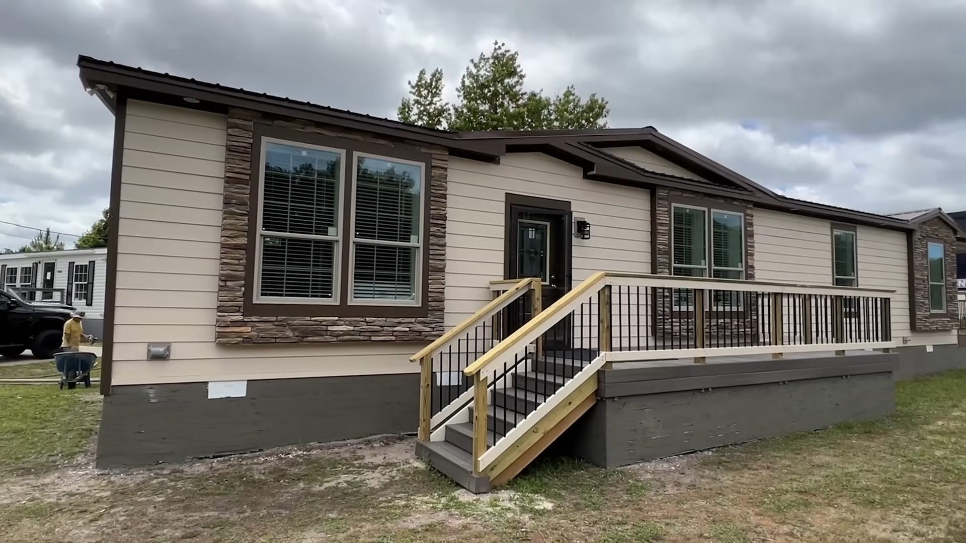 "Off frame modular" by Franklin Homes | 3 bed, 2 bath modular house tour