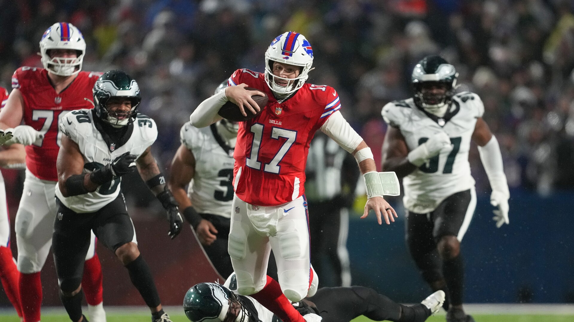Josh Allen TD cuts Eagles lead to 13-6 in fourth quarter