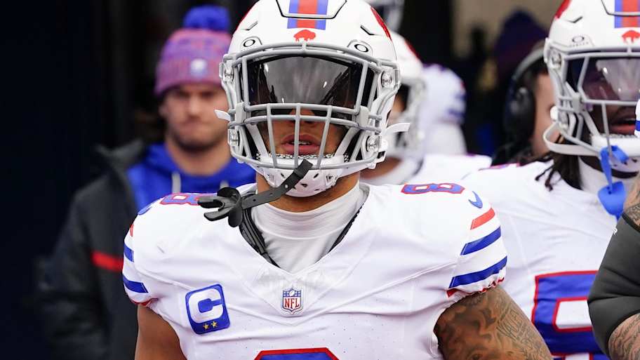 Bills’ key defender injured during Week 17 matchup, ruled out vs. Eagles